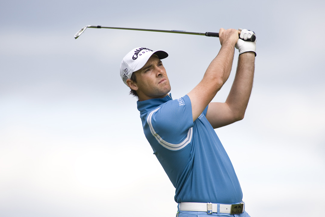 Travelling the World - Upswing